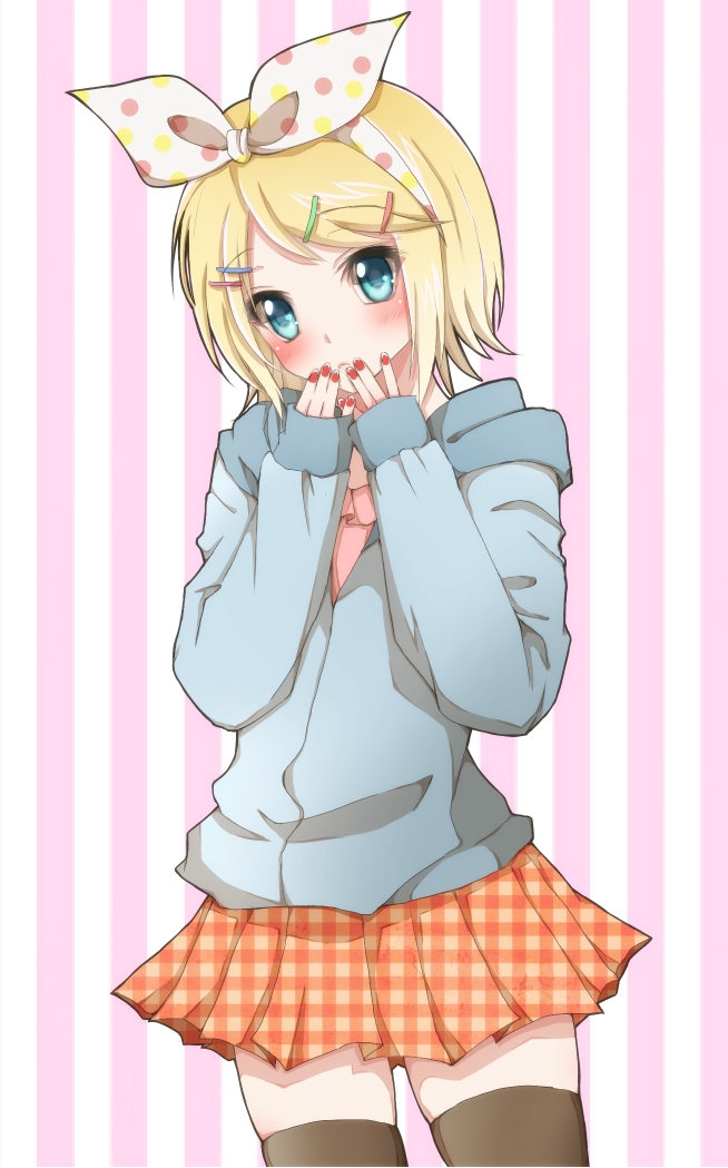 Safebooru - 2girls blonde hair blue eyes blush hiro (hirohiro31) kagamine rin multiple girls ...