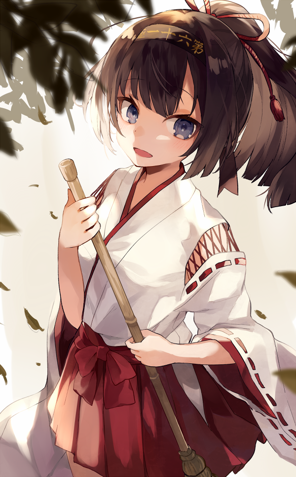Safebooru - 1girl akizuki (kantai collection) alternate costume black hair broom grey eyes ...