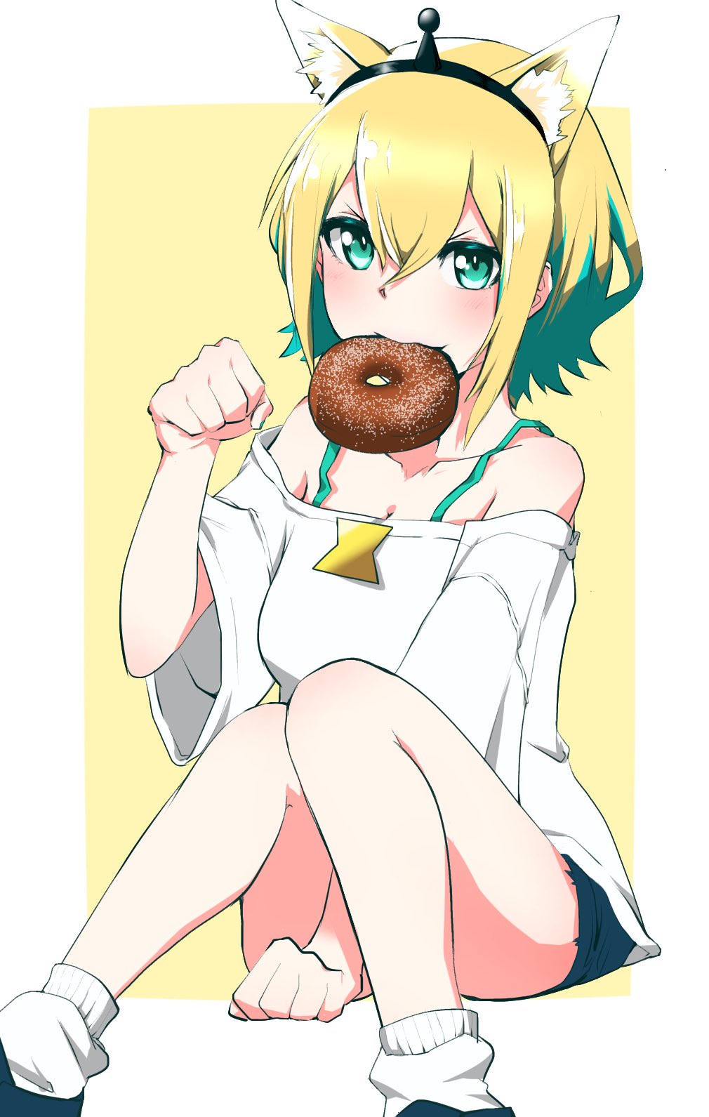 Safebooru - 1girl aimusu amano pikamee animal ears bagel blonde hair fox ears green eyes highres ...