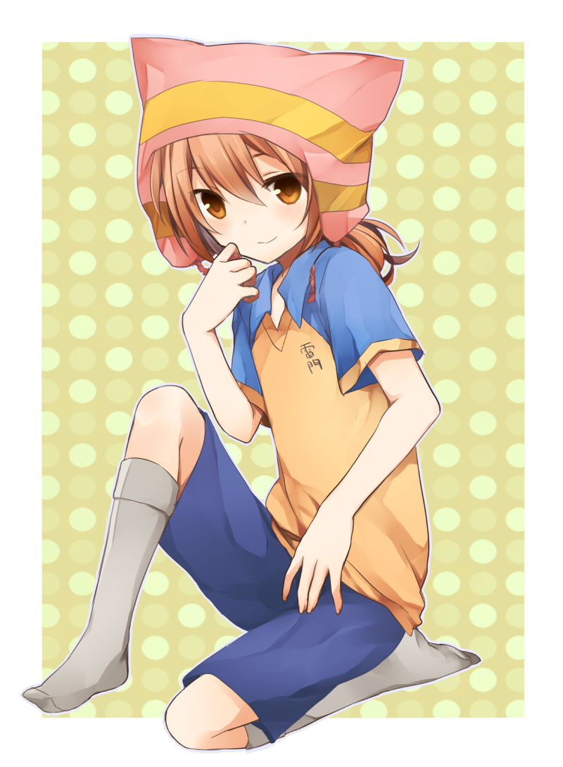 Safebooru - androgynous blush brown eyes brown hair grey legwear hands ...