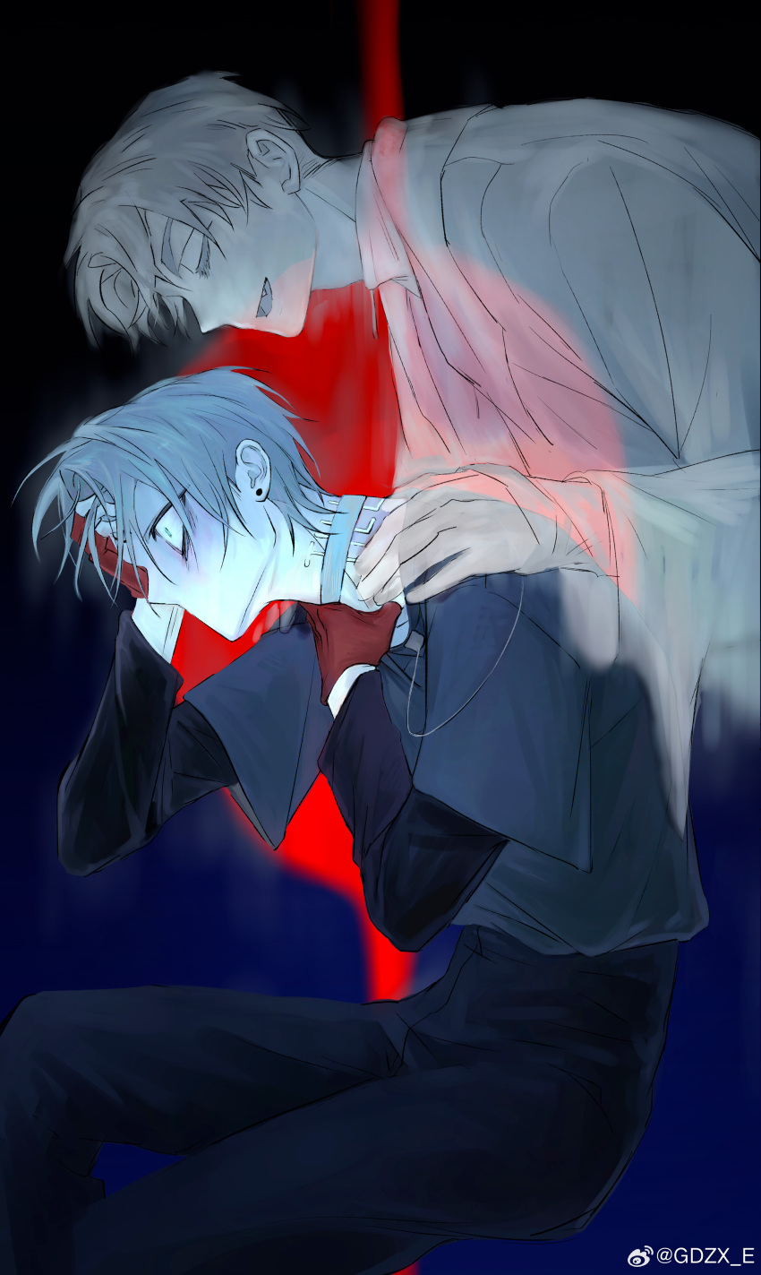 Safebooru - 2boys absurdres alien stage black pants black shirt chinese commentary closed eyes ...