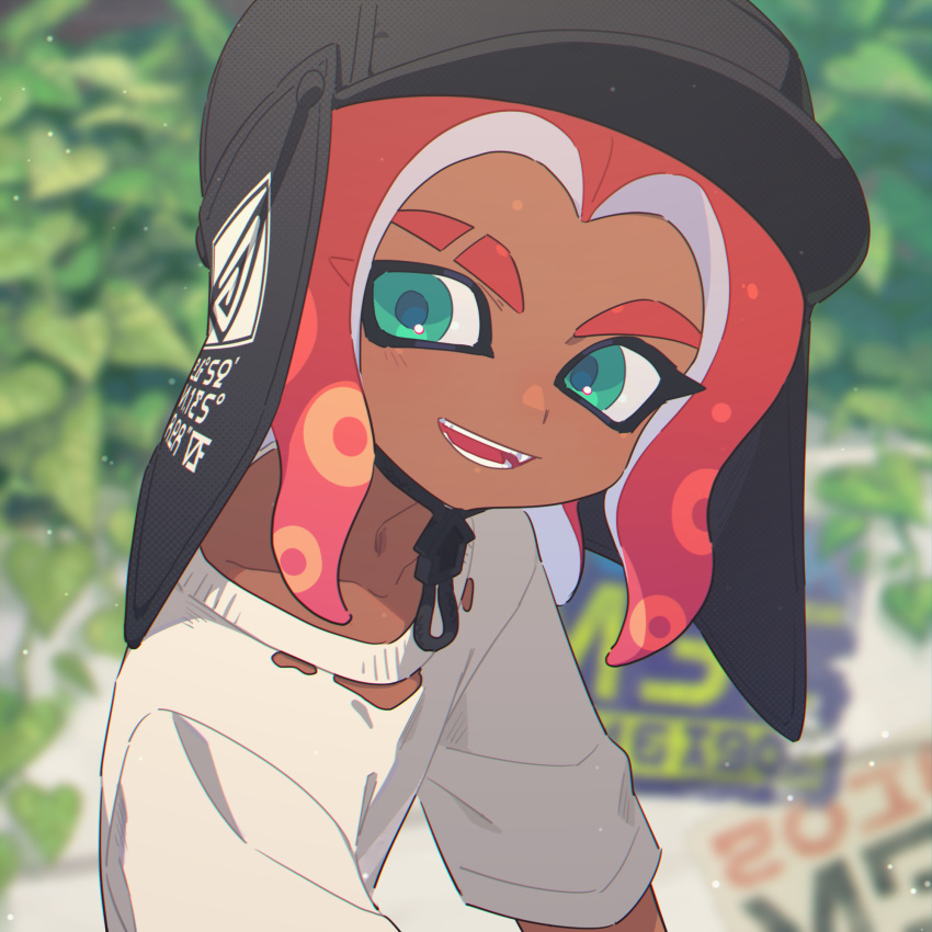 Safebooru - 1boy aviator cap black hat blue pupils blurry blurry background commentary request ...