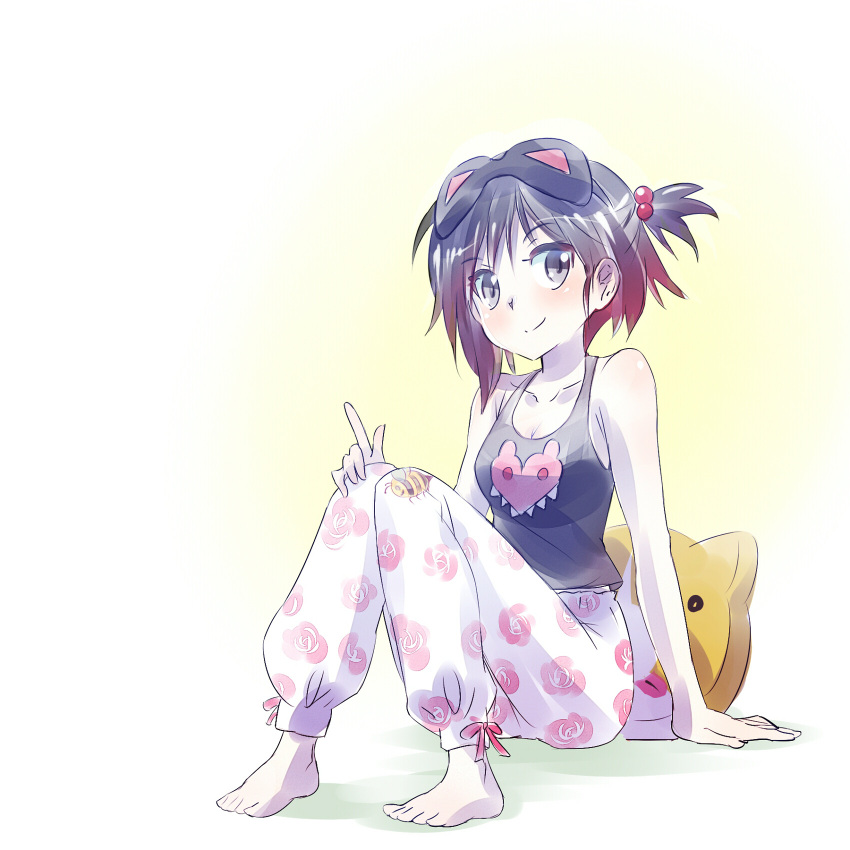 Safebooru - 1girl barefoot bee breasts brown hair cleavage gradient ...