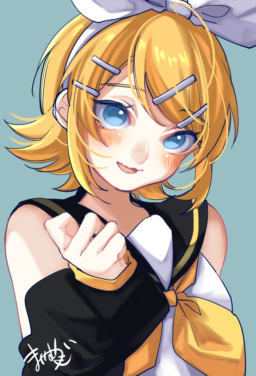 Safebooru - 1girl absurdres aqua background bare shoulders black sailor collar black sleeves ...