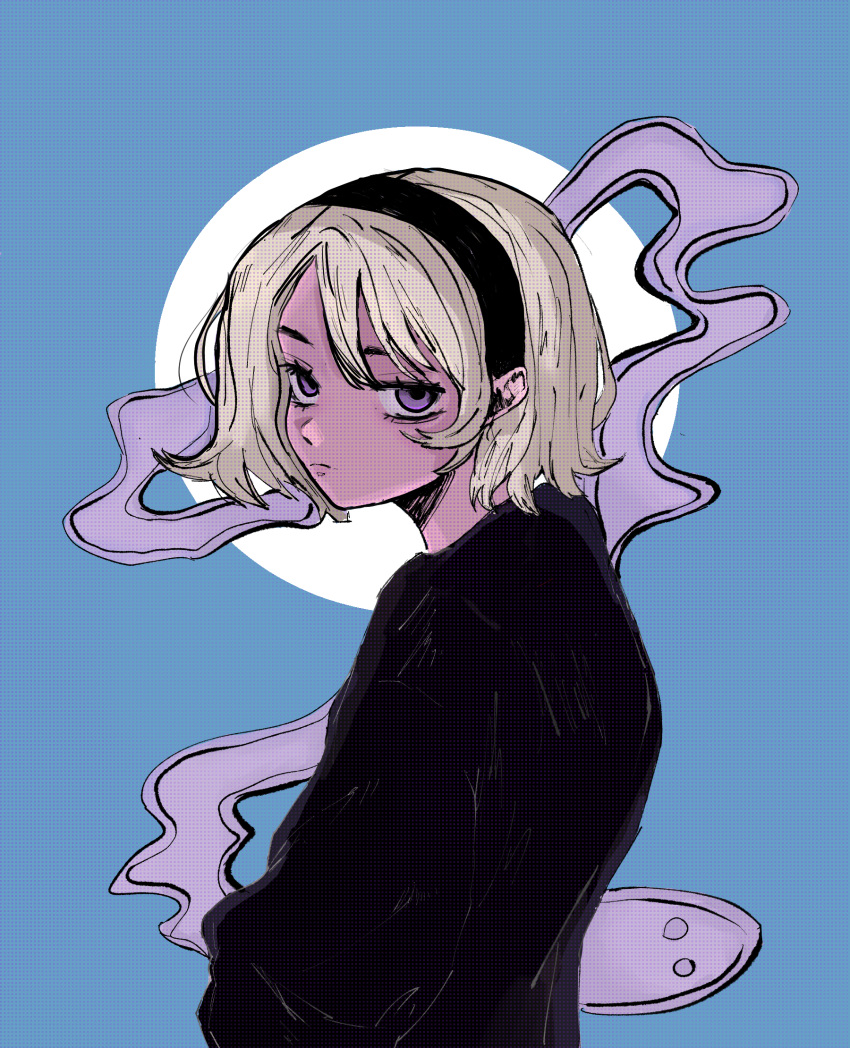 Safebooru - 1girl black hairband black shirt blonde hair blue background ghost hairband highres ...