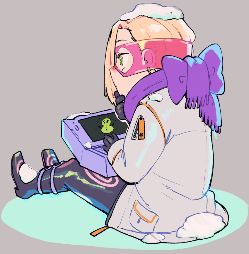 Safebooru - 1boy baby face (stand) blonde hair bow coat computer domino ...