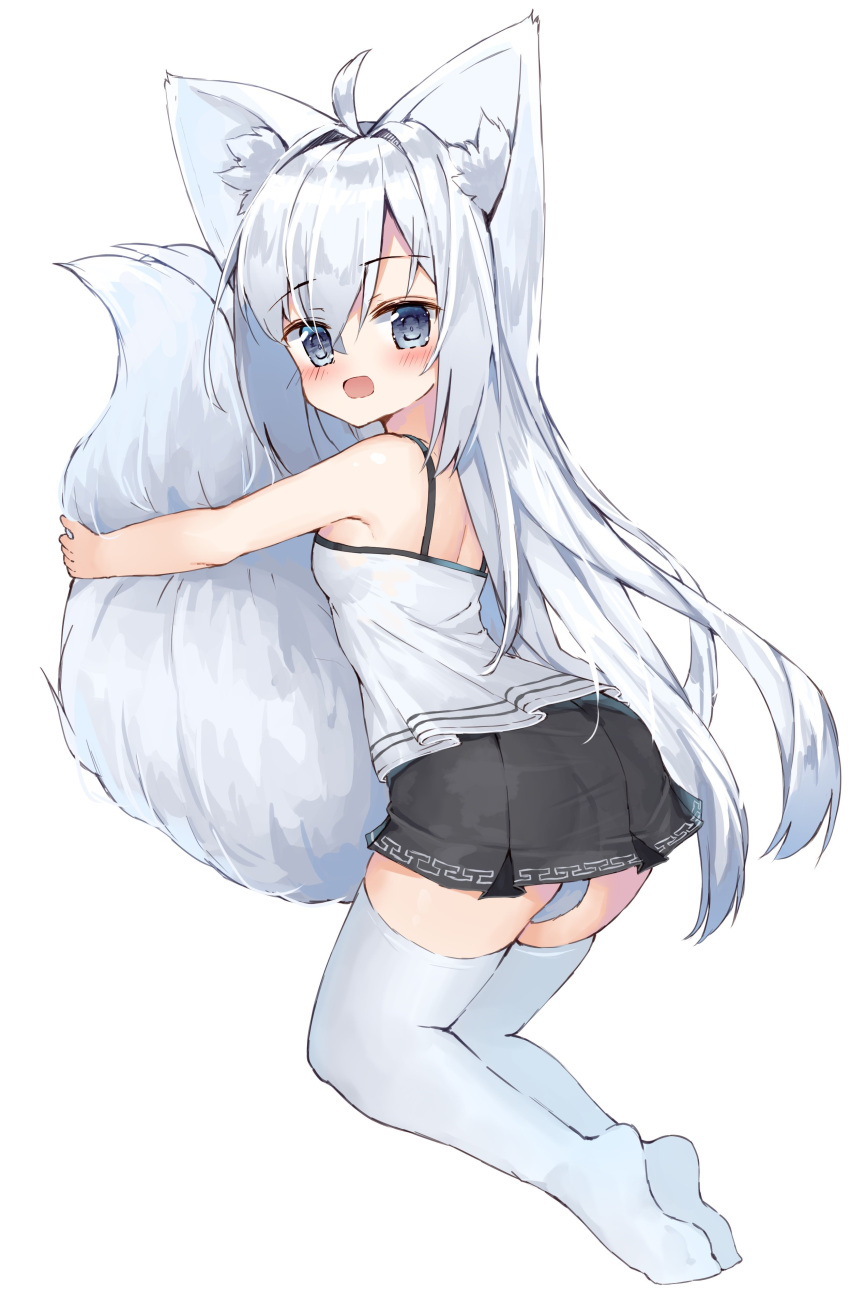 Safebooru - 1girl absurdres ahoge animal ear fluff animal ears bangs ...