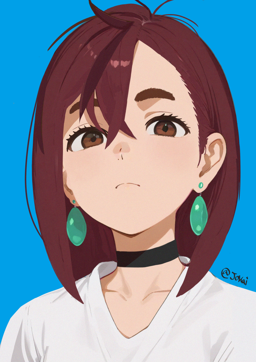 Safebooru - 1girl absurdres ayase momo black choker blue background brown eyes brown hair choker ...