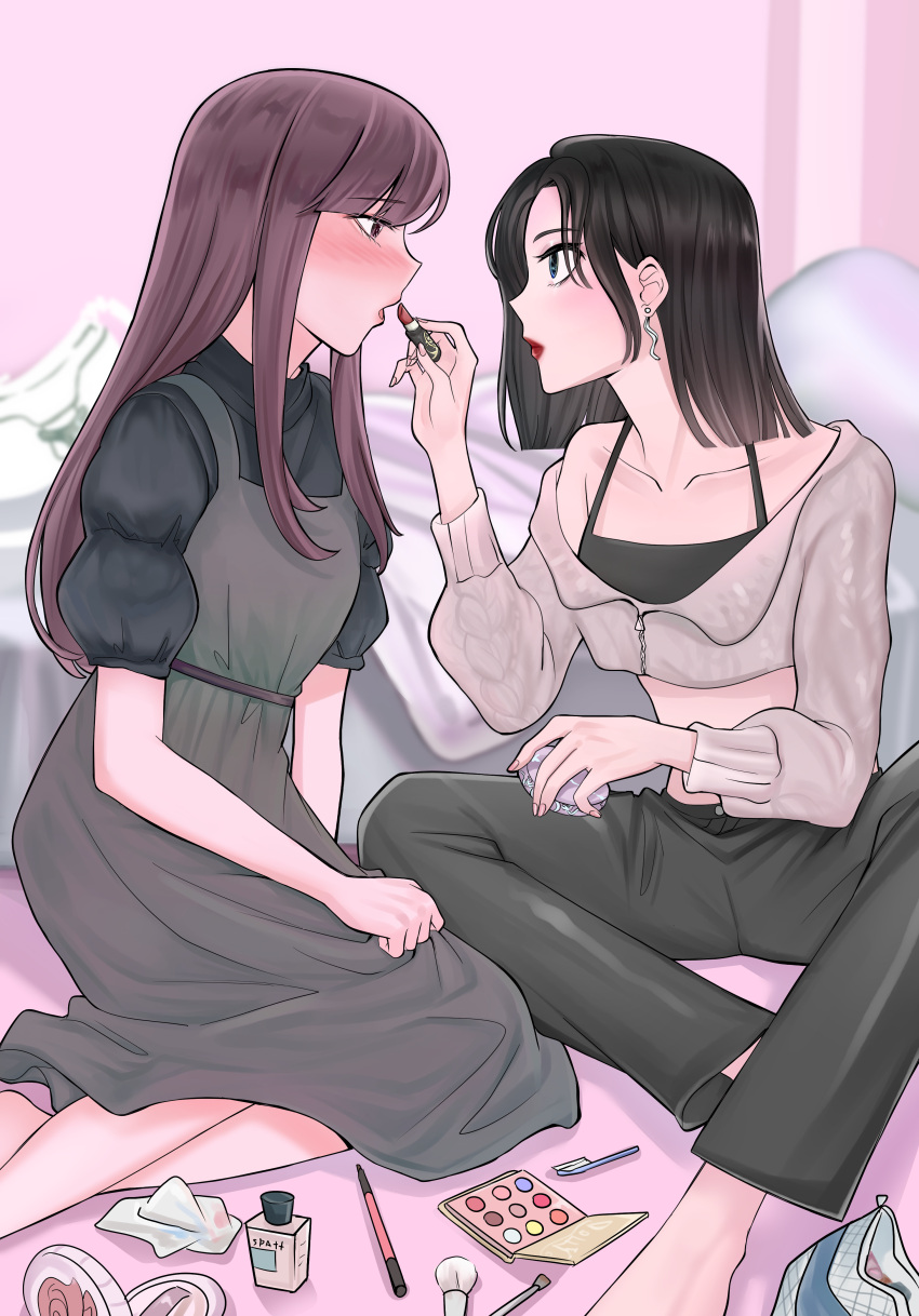 Safebooru - 2girls absurdres applying makeup barefoot bedroom black camisole black eyes black ...