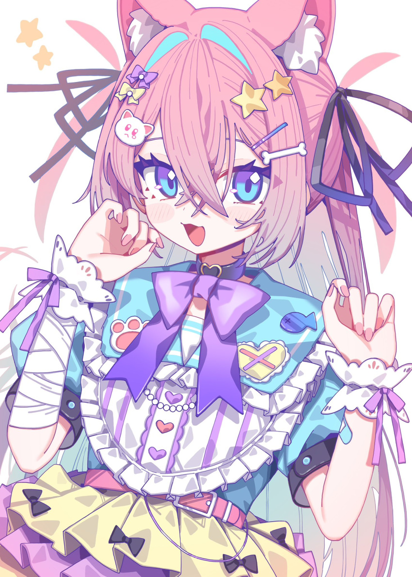 Safebooru - 1girl :3 animal ear fluff animal ears bandaged arm bandages belt black choker black ...