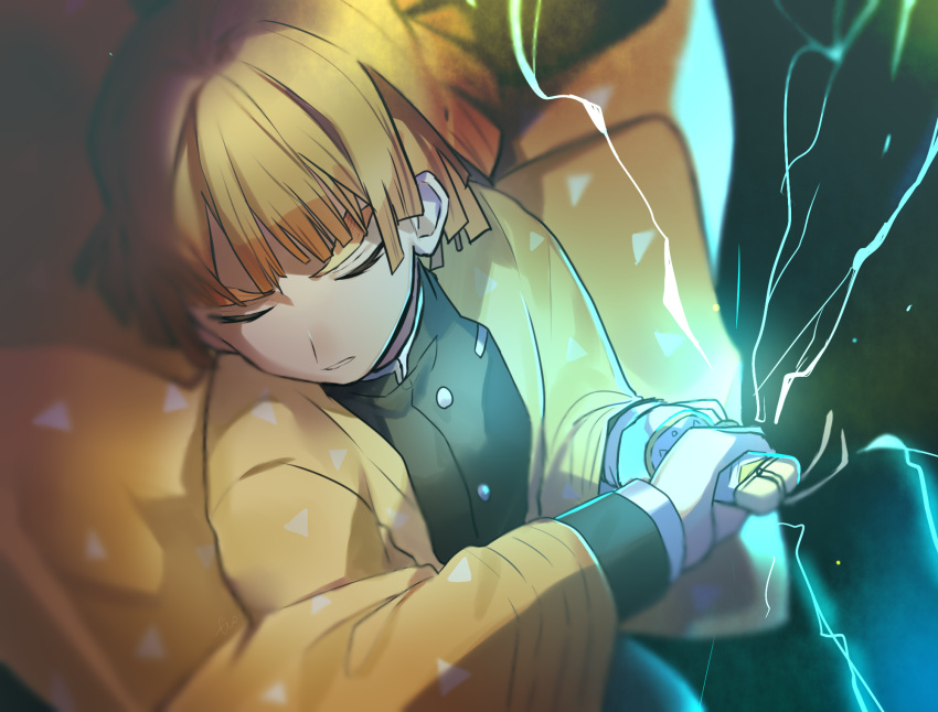 Safebooru - 1boy agatsuma zenitsu black jacket blonde hair blurry ...