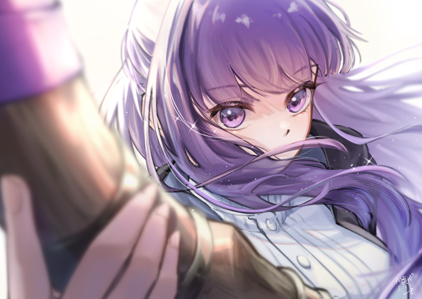 Safebooru - 1girl absurdres backlighting black coat blurry blurry ...