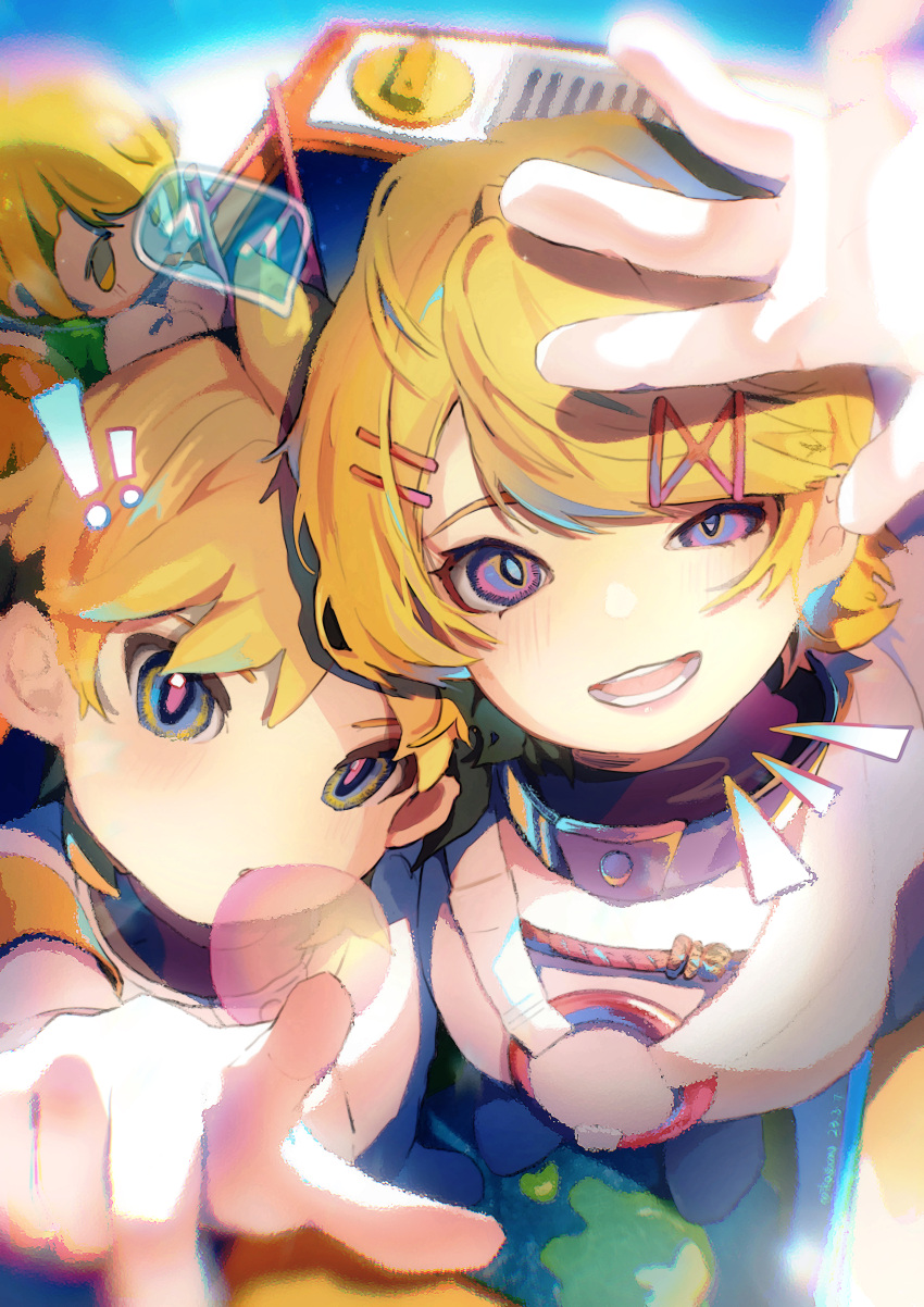 Safebooru - ! !! 1boy 1girl absurdres blonde hair blue eyes chewing gum hair ornament hairclip ...