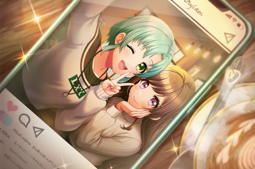 Safebooru - blush d4dj dress green eyes green hair hanamaki towa short hair smile wink | 3898661