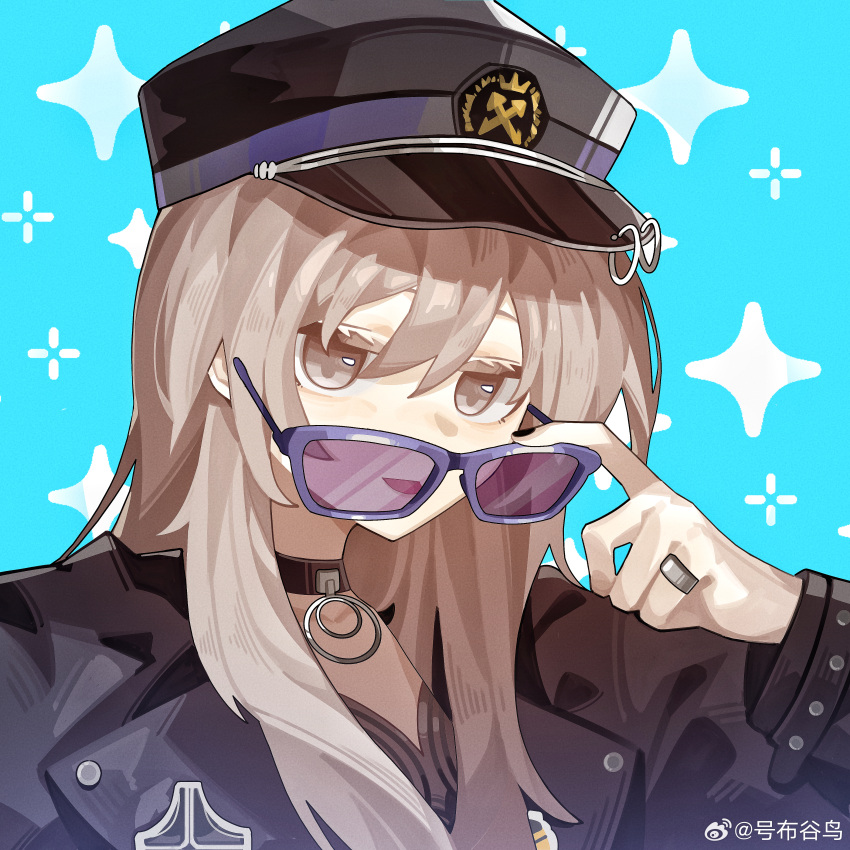 Safebooru - 1girl absurdres black choker black hat black jacket blue background chinese ...