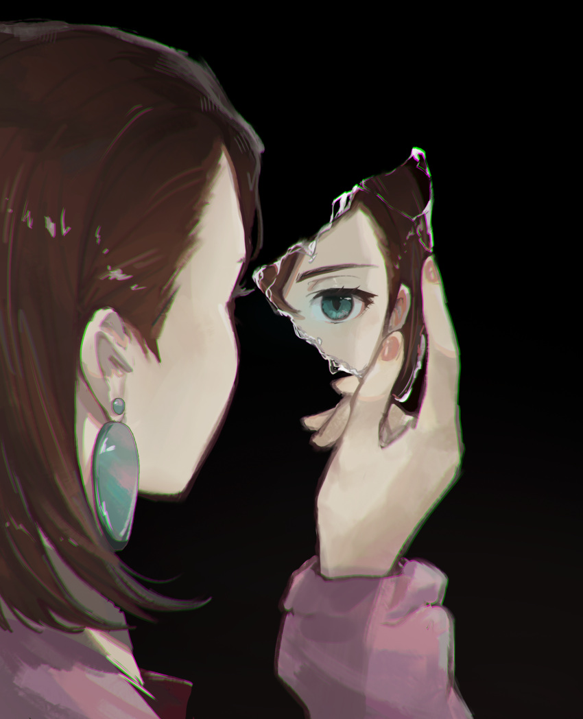 Safebooru - 1girl ayase momo black background blue eyes broken glass brown hair dandadan ...