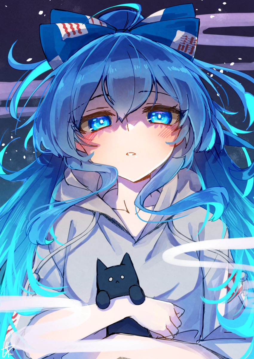 Safebooru - 1girl blue bow blue eyes blue hair blush bow commentary request grey hoodie hair bow ...