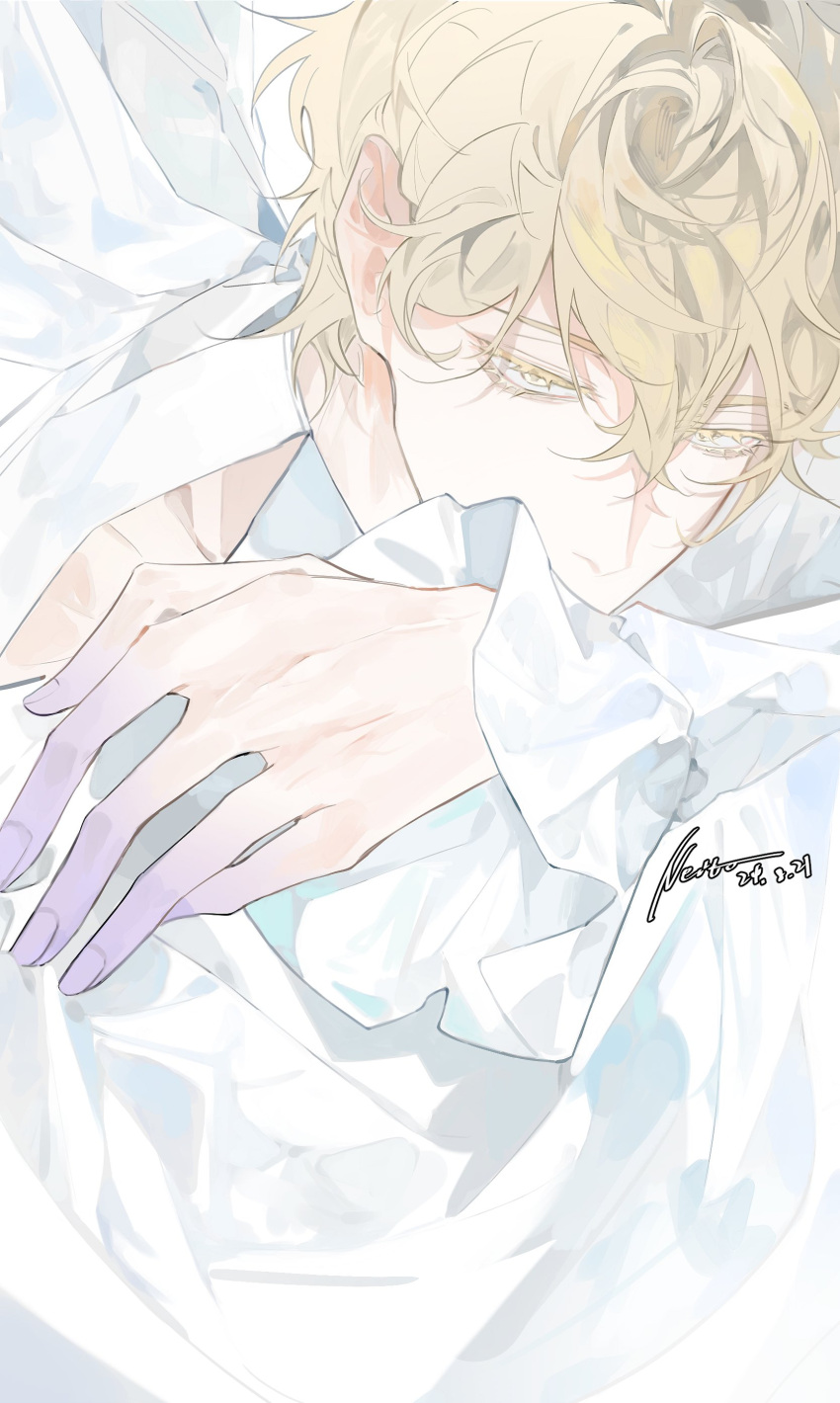 Safebooru - 1boy absurdres alien stage blonde hair colored eyelashes ...