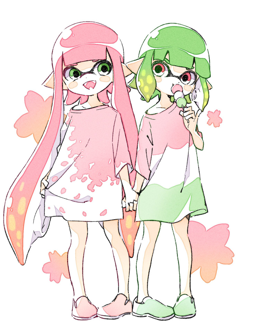Safebooru - 2girls dango eating fangs food full body green eyes green ...