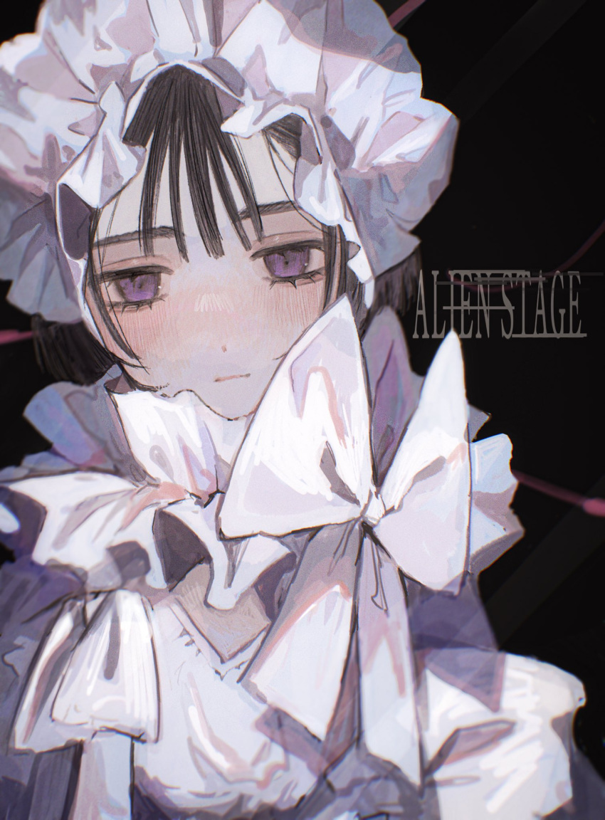 Safebooru - 1girl 4tsuba kuma aged down alien stage black background black hair bonnet collar ...