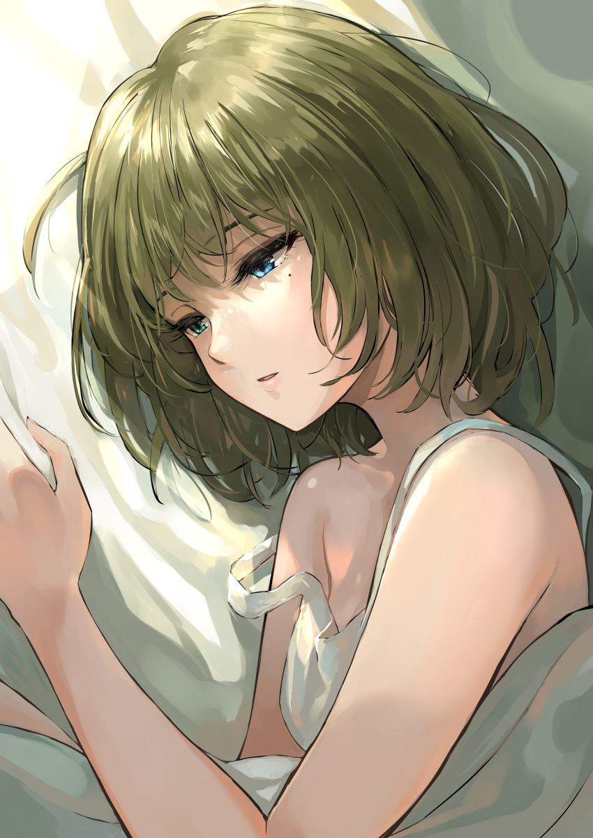 Safebooru - 1girl absurdres bare shoulders blue eyes collarbone green eyes green hair ...