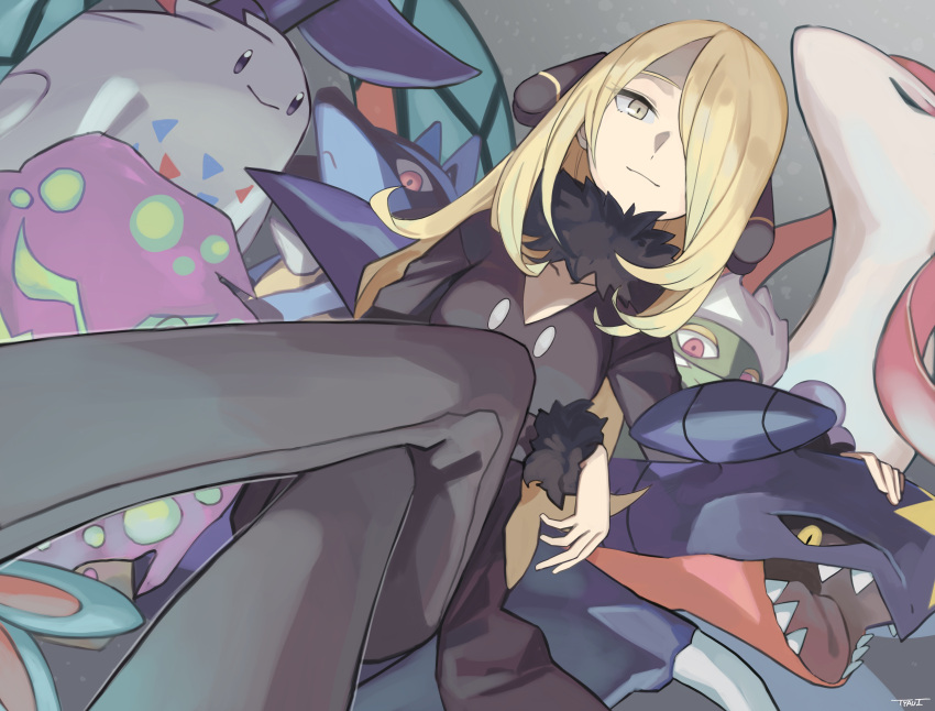 Safebooru - 1girl absurdres black coat black pants blonde hair breasts closed mouth coat ...