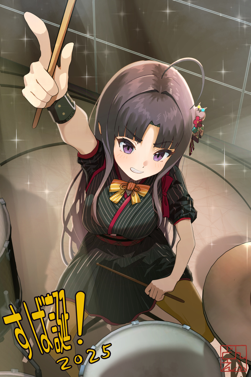 Safebooru - 1girl ahoge arm up awa subaru black hair black kimono blush clenched teeth ...