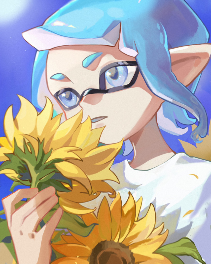 Safebooru - 1girl blue eyes blue hair feiguasang flower hand up highres ...