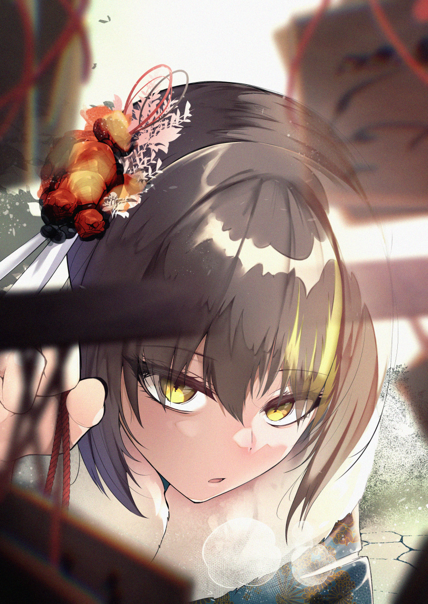 Safebooru - 1girl :o absurdres black hair blonde hair blurry blurry foreground bp (euje3388 ...